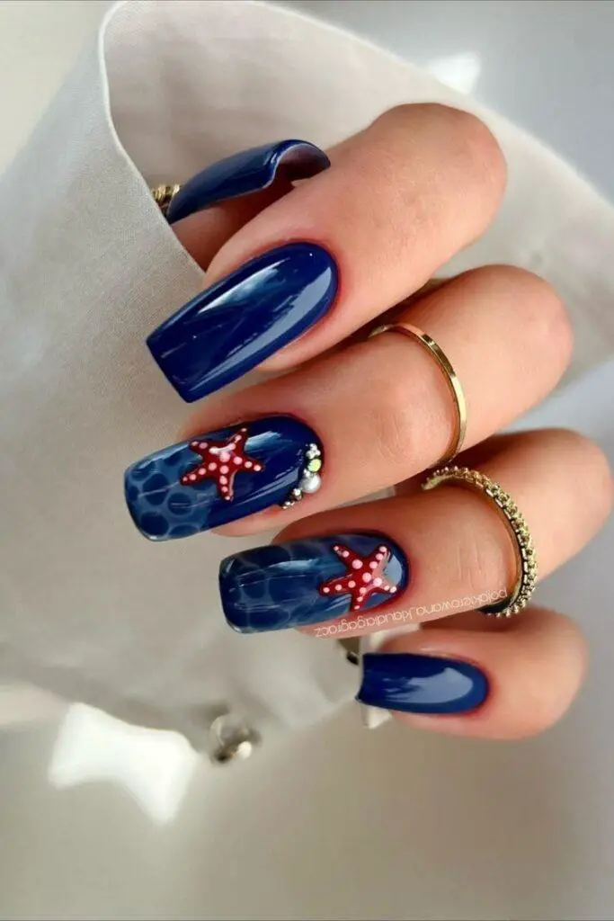 Stunning Blue Beach Nails - Top 21 Summer Manicure Ideas