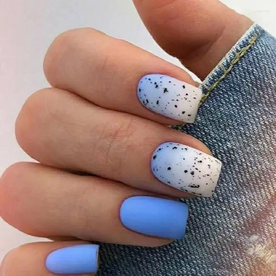 Top 18 Blue Short Summer Nail Designs for a Radiant Look