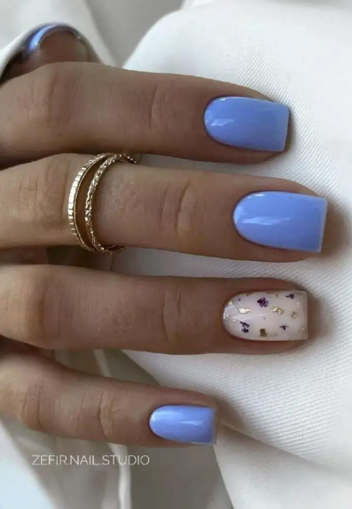 Top 18 Blue Short Summer Nail Designs for a Radiant Look