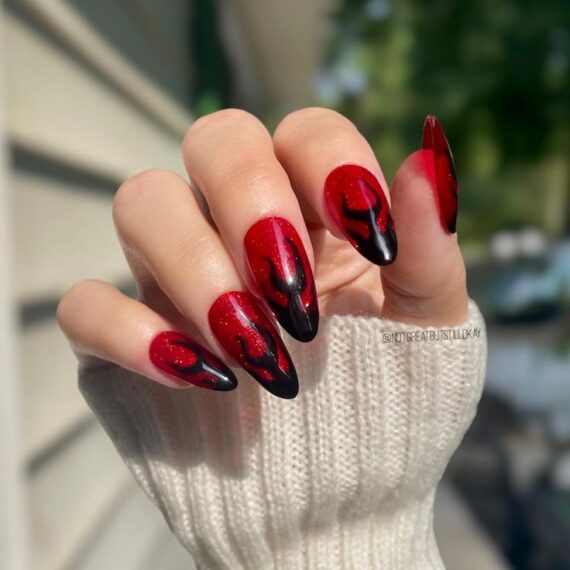 23 Bold Black and Red Almond Nail Designs | Stylish and Trendy Nail Art ...