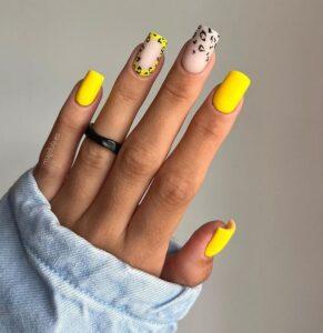 Brighten Your Look with 25 Cute and Simple Yellow Summer Nail Designs ...
